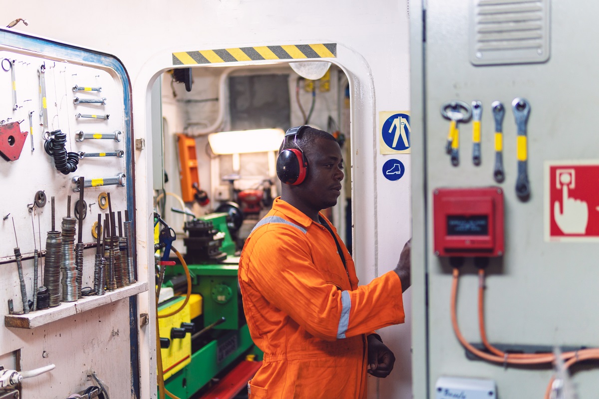 Top Safety Tips to Prevent Maritime Electrical Accidents
